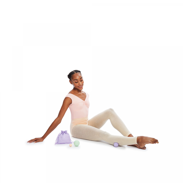 Gaynor Minden Therapy Ball Kit - Step by Step Dancewear